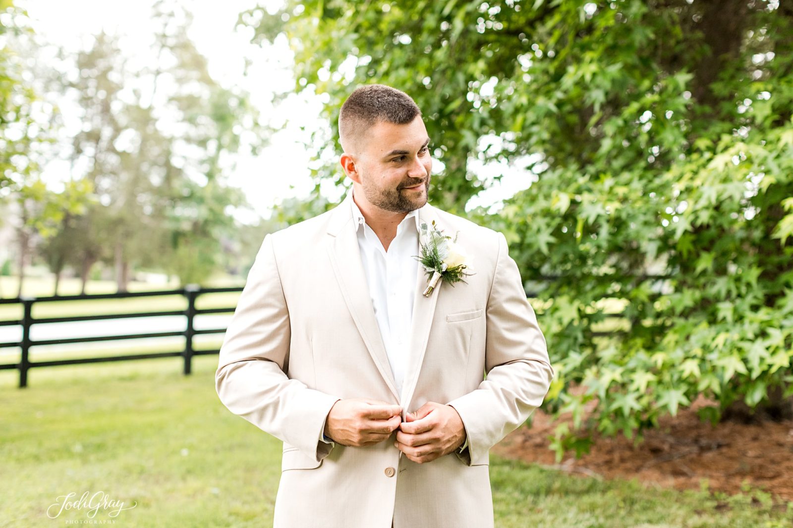 Summerfield Farms Wedding Photographer | Nick and Charlotte Married ...